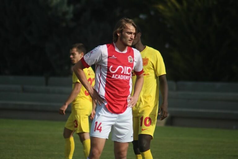 L’IMPORTANCE DE LA COMMUNICATION DANS LE FOOTBALL