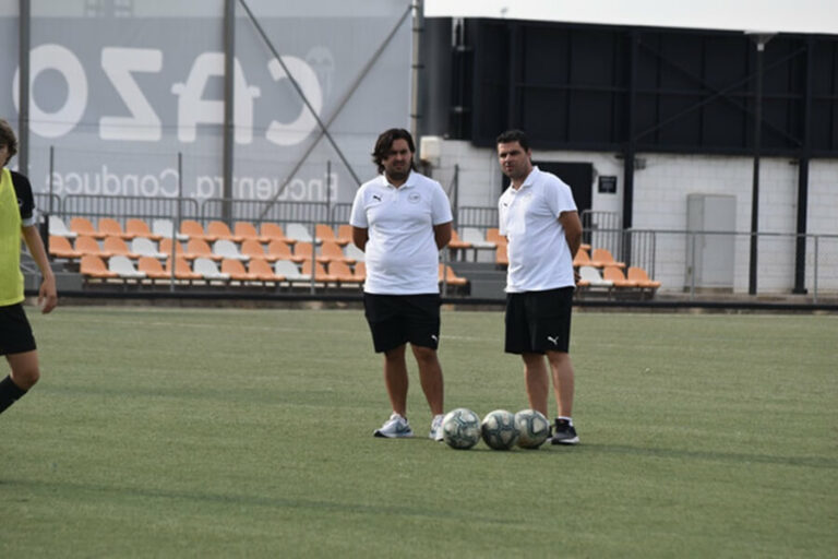 CÓMO ENTRENAR TU MENTE PARA EL ÉXITO EN FÚTBOL
