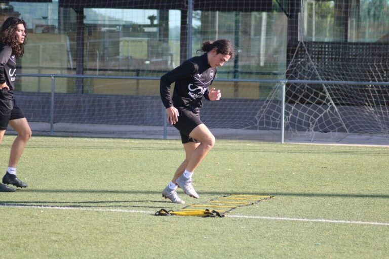 How to be a professional football player