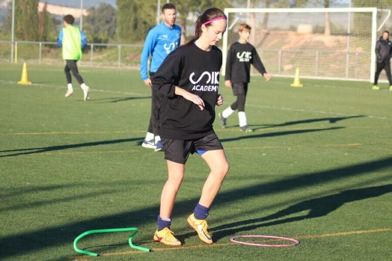 FOOTBALL , A SPORT WITH MANY HEALTH BENEFITS