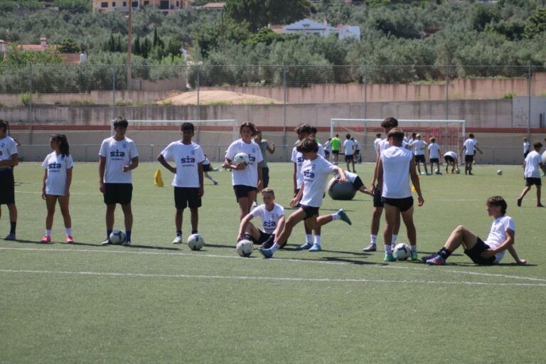 SPORT METHODOLOGY IN FOOTBALL AND ITS BASES