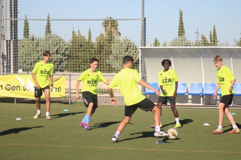 MENTAL HEALTH BENEFITS IN FOOTBALL