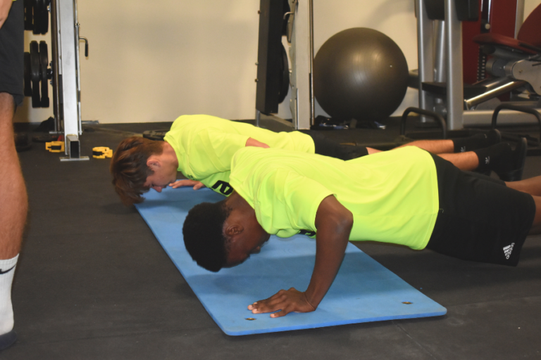 10 best strength exercises for soccer players and their effectiveness ...