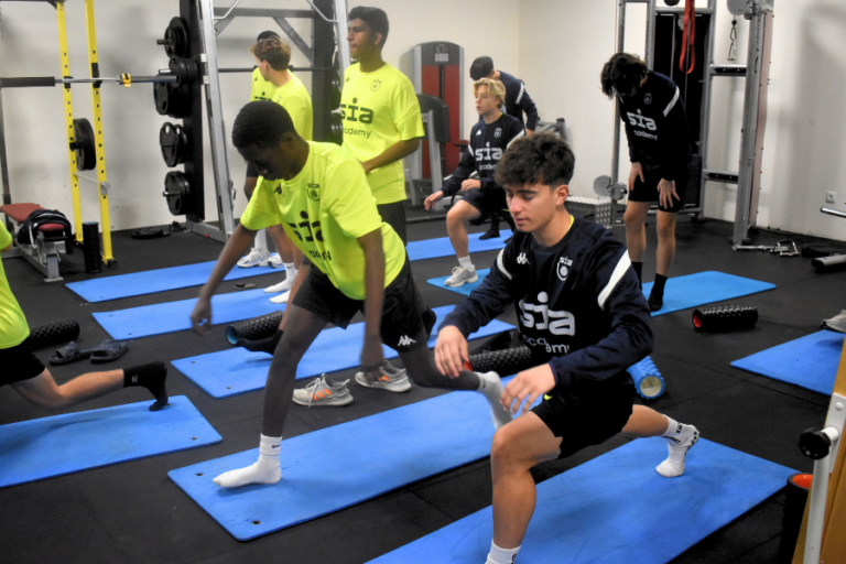 10 best strength exercises for soccer players and their effectiveness ...